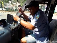 Cerita Sopir Bajaj Roda 4: Penumpang Bilang Enak, Nggak Gemetar